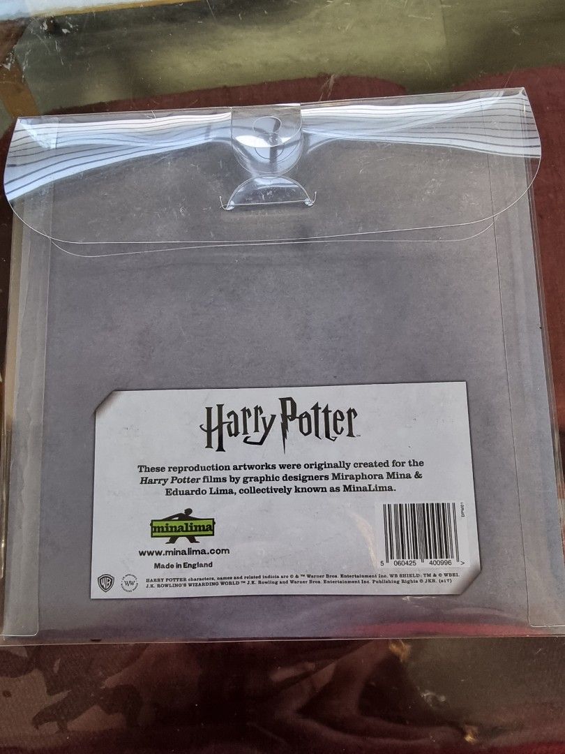 Harry Potter Hogwarts Magnets, Hobbies & Toys, Memorabilia ...