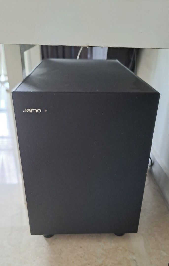 Jamo sound system with 5 speakers and Booster, Audio, Soundbars ...