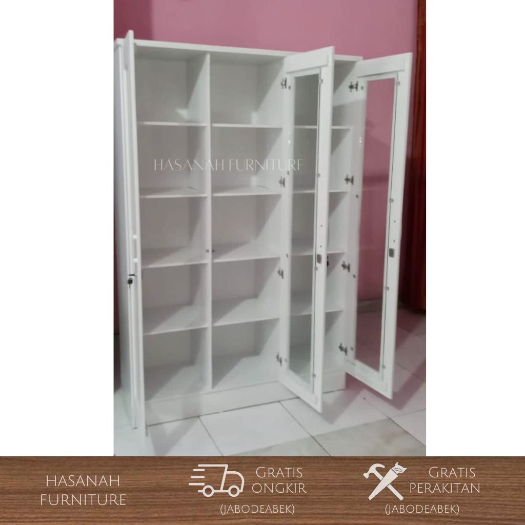 Lemari tas kaca polos 3 pintu minimalis / Rak tas murah, Perabotan ...