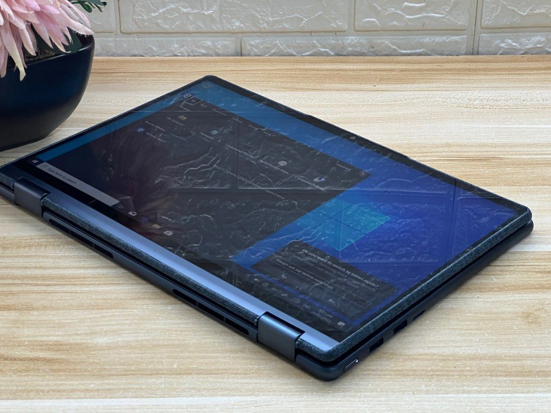 Lenovo Ideapad 82UD Touch-screen 2 in 1 Convertible Laptop Ryzen 5 ...