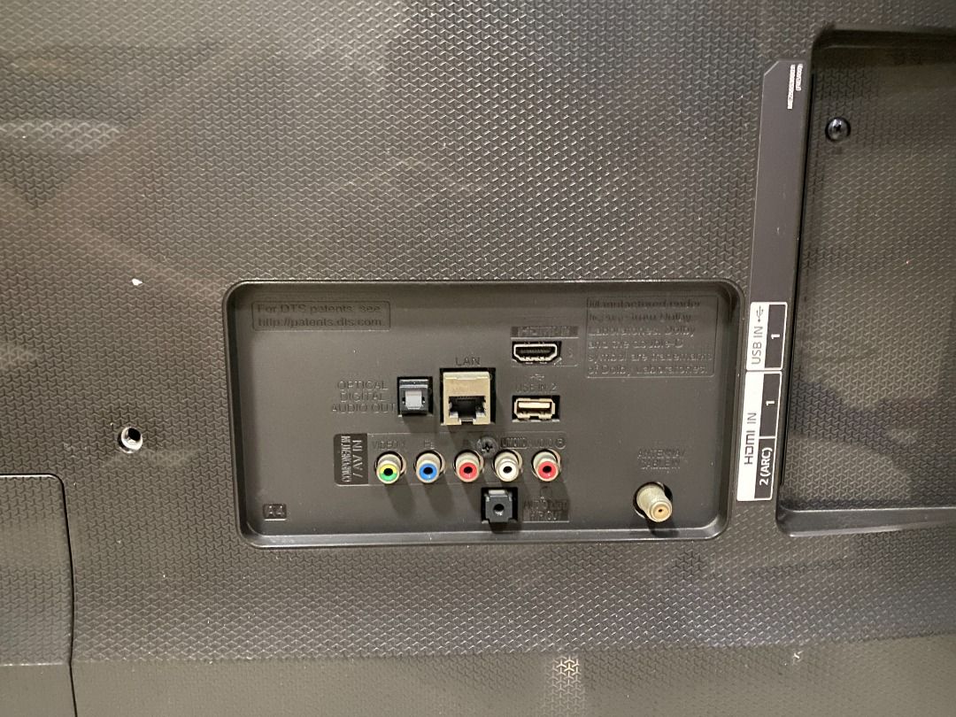 LG 49UH6500 49in UHD 4k Flat Screen Smart TV (lcd issue), Furniture ...