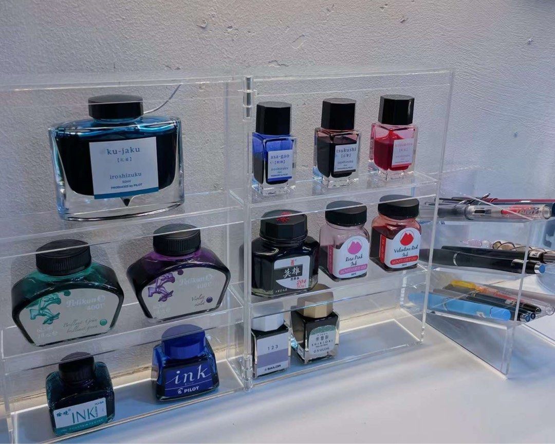 LIKE NEW Muji acrylic display case 3 tier, Furniture & Home Living ...