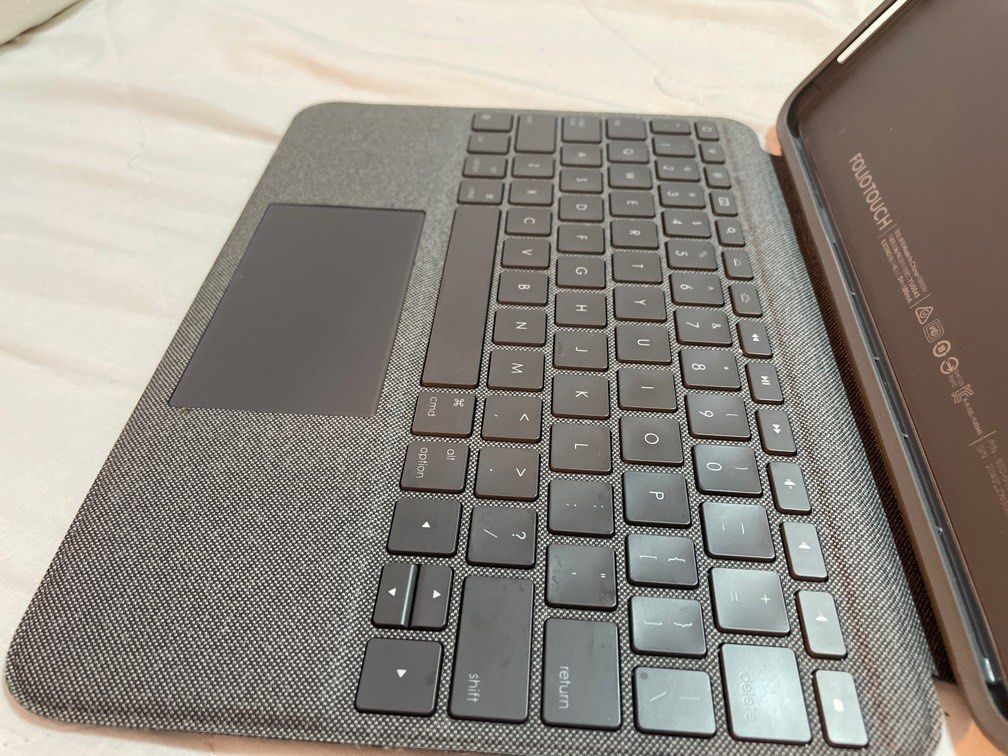 Logitech Folio Touch Keyboard Case Mobile Phones Gadgets Mobile Gadget Accessories Cases