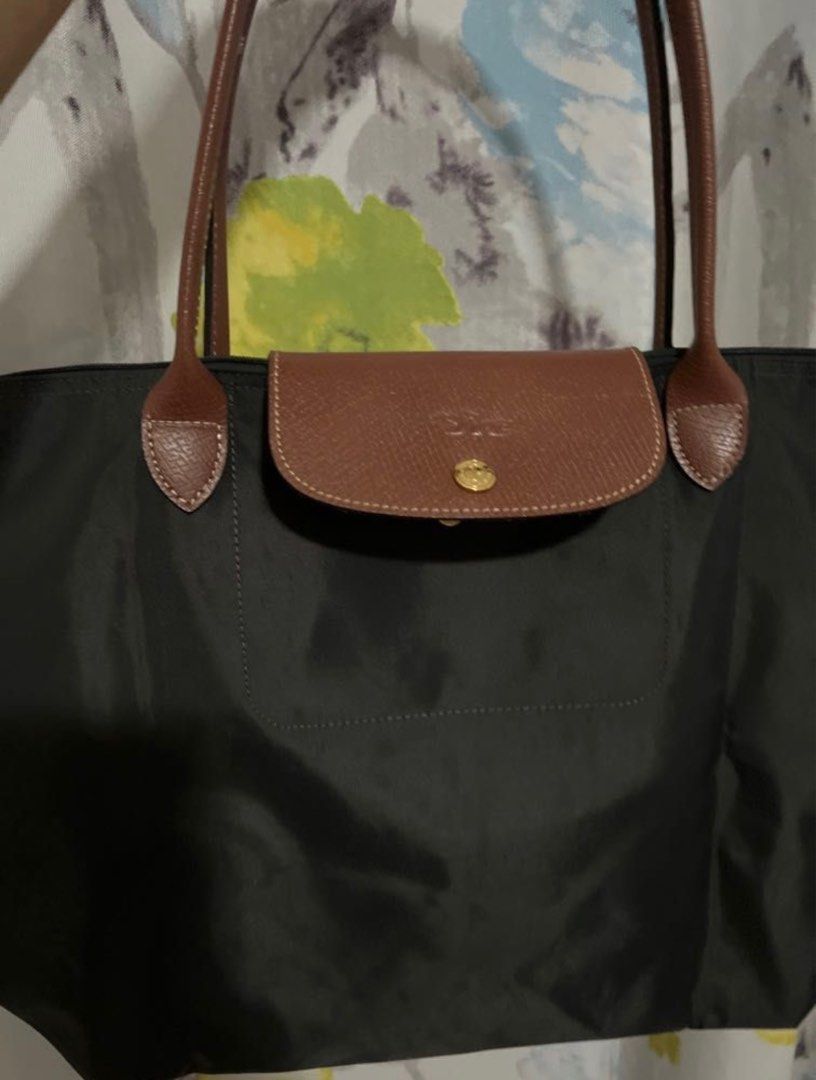 Longchamp Le Pliage graphite on Carousell
