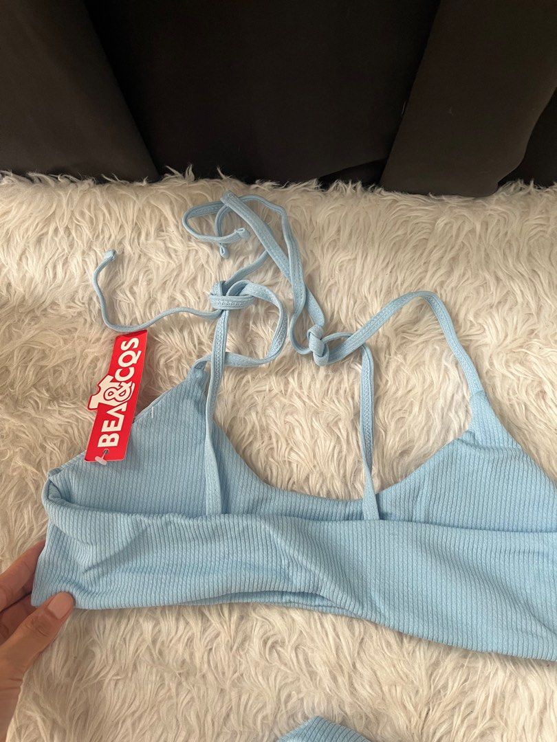 👙🍉Medium size blue bikini swimwear, Women's Fashion, Swimwear, Bikinis & Swimsuits on Carousell