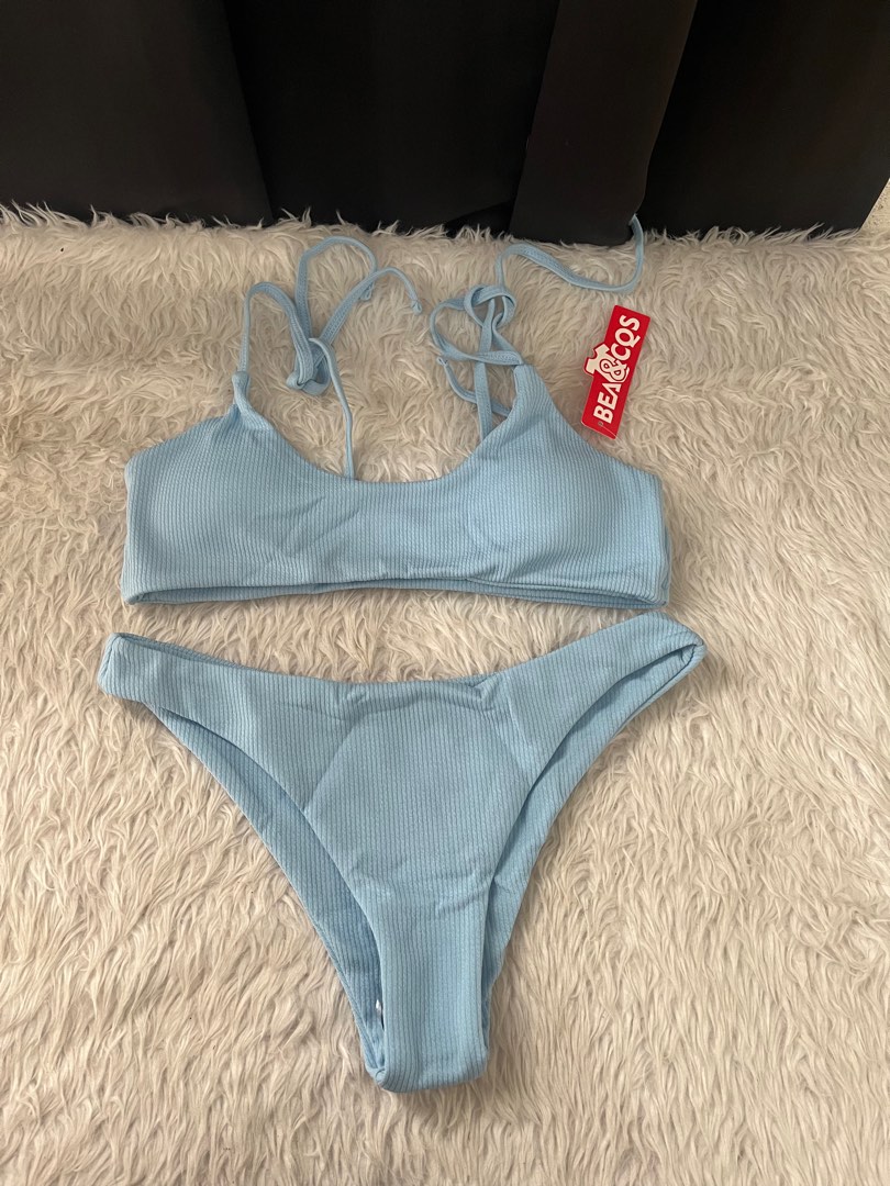 👙🍉Medium size blue bikini swimwear, Women's Fashion, Swimwear, Bikinis & Swimsuits on Carousell