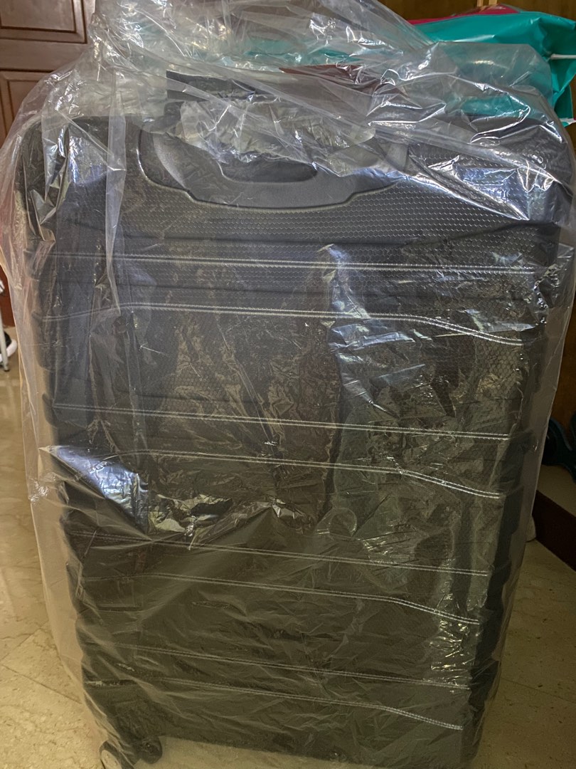 28 Inches New Yorker PC Upright T28 (Black), Hobbies & Toys, Travel ...