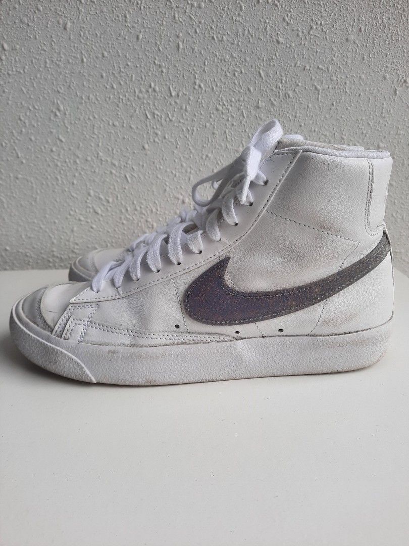 nike high cuts, Women's Fashion, Footwear, Sneakers on Carousell