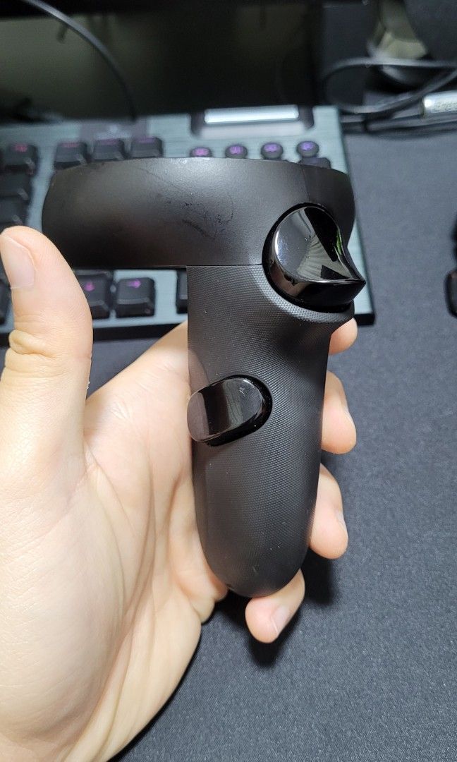Oculus Rift s Left Controller, Video Gaming, Video Games, Others on ...