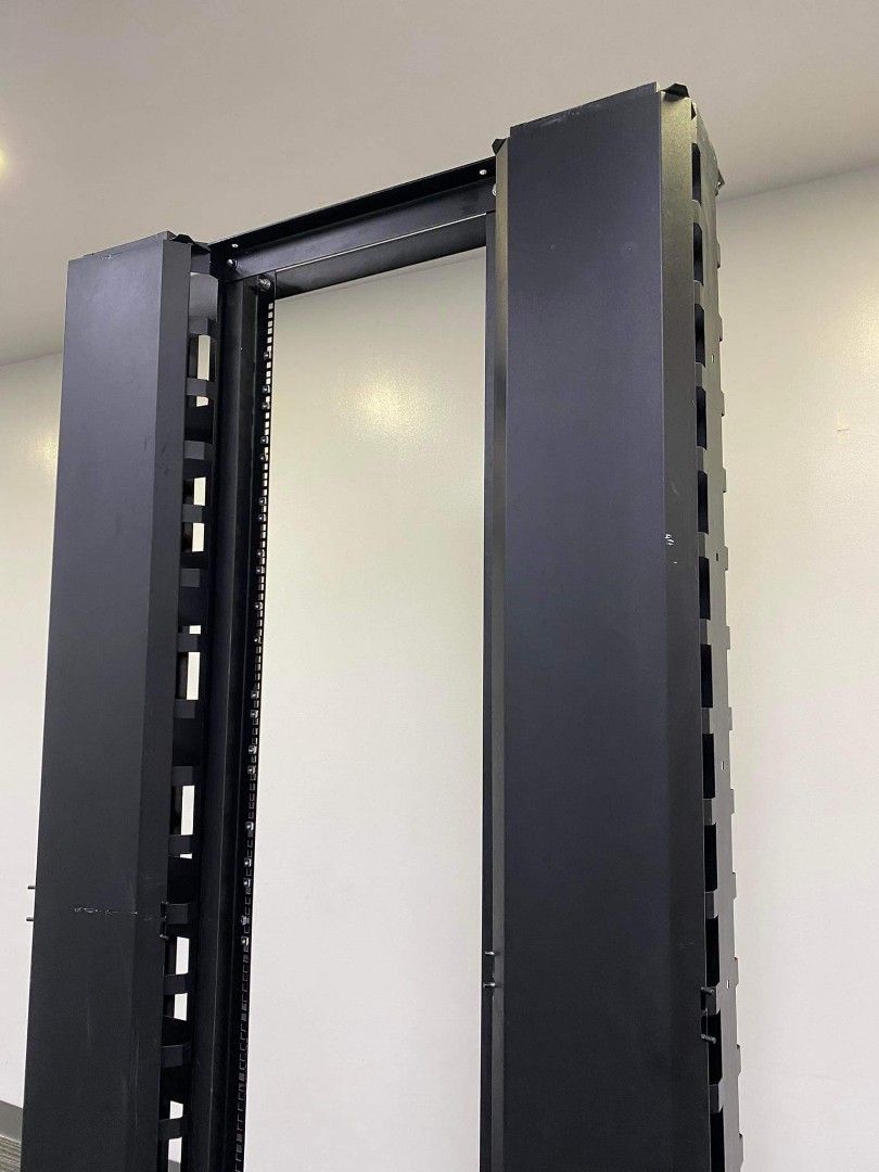 Open Bay Rack Cabinet, Computers & Tech, Office & Business Technology ...