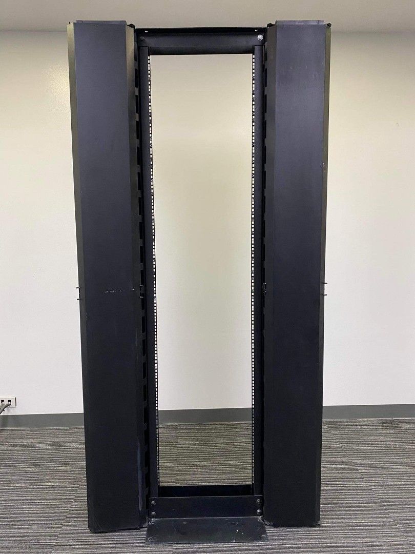 Open Bay Rack Cabinet, Computers & Tech, Office & Business Technology ...