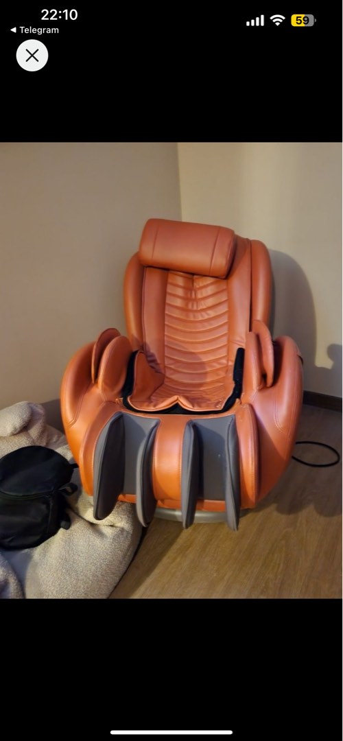 Osim Massage Chair, Furniture & Home Living, Furniture, Chairs on Carousell