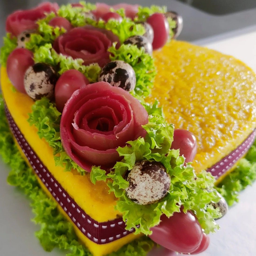 Pulut Kuning cake. Gubahan hantaran. Dulang hantaran. Sireh dara. Sireh ...