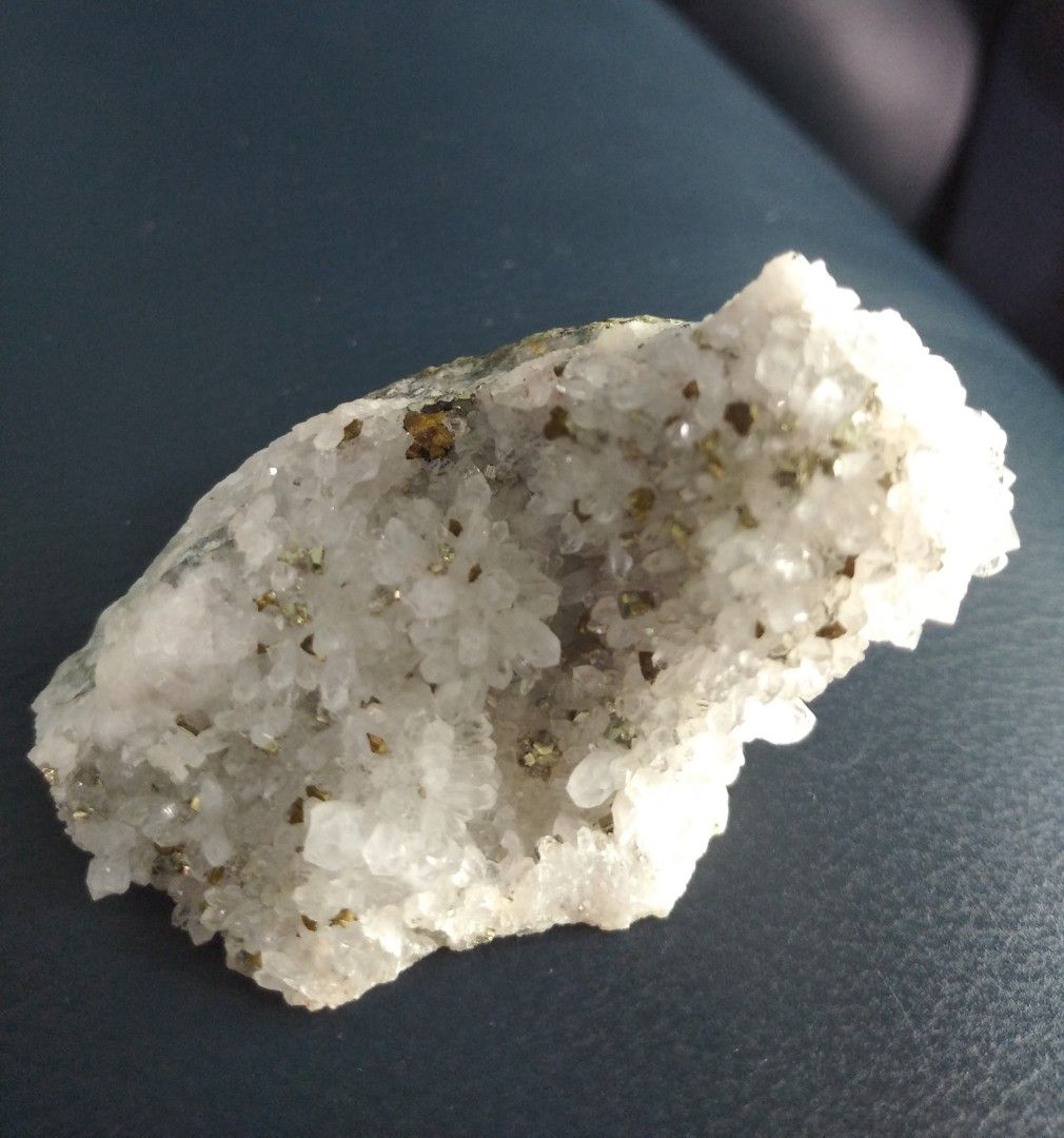 Raw white crystal with pyrite, Hobbies & Toys, Memorabilia ...