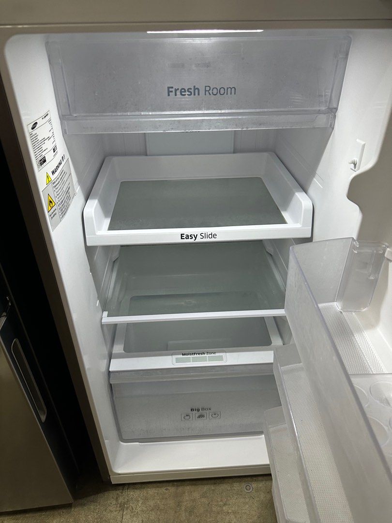 SAMSUNG 4 ticks digital inverter fridge 255L, TV & Home Appliances ...