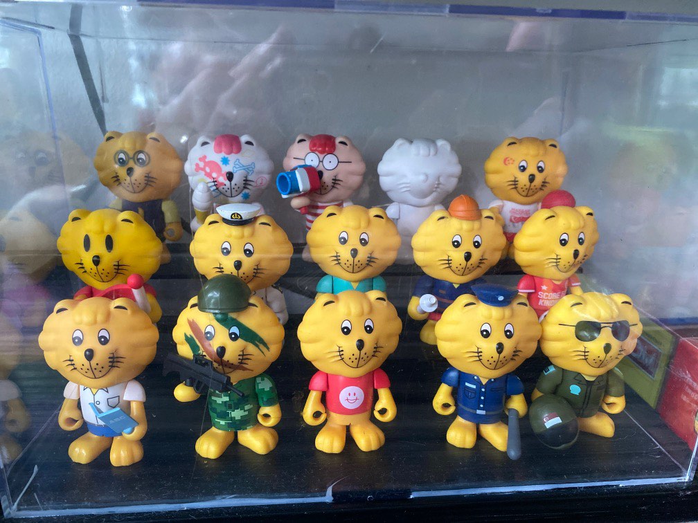 SG50 FULL SET Singa Lions, Everything Else on Carousell