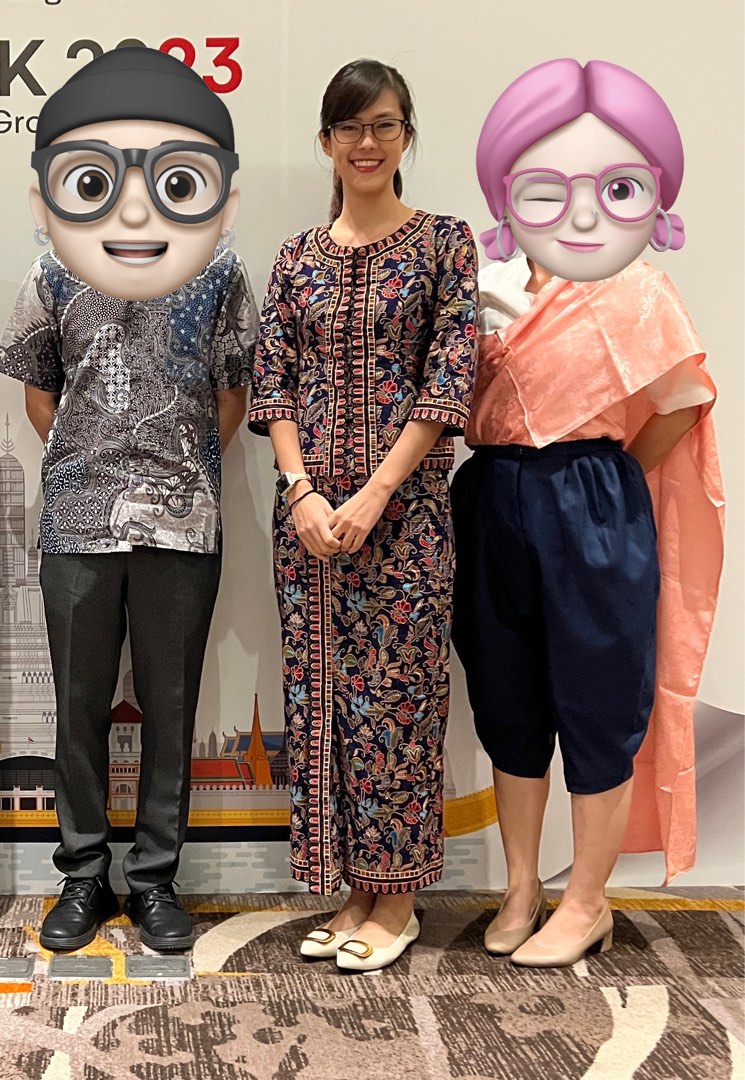 SIA kebaya uniform (inspired), Women's Fashion, Dresses & Sets ...