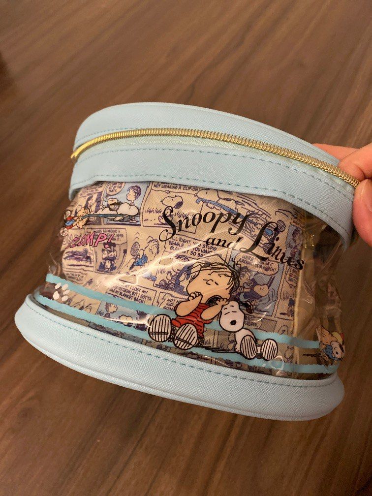 Snoopy cosmetics bag 2in1, Hobbies & Toys, Collectibles & Memorabilia ...