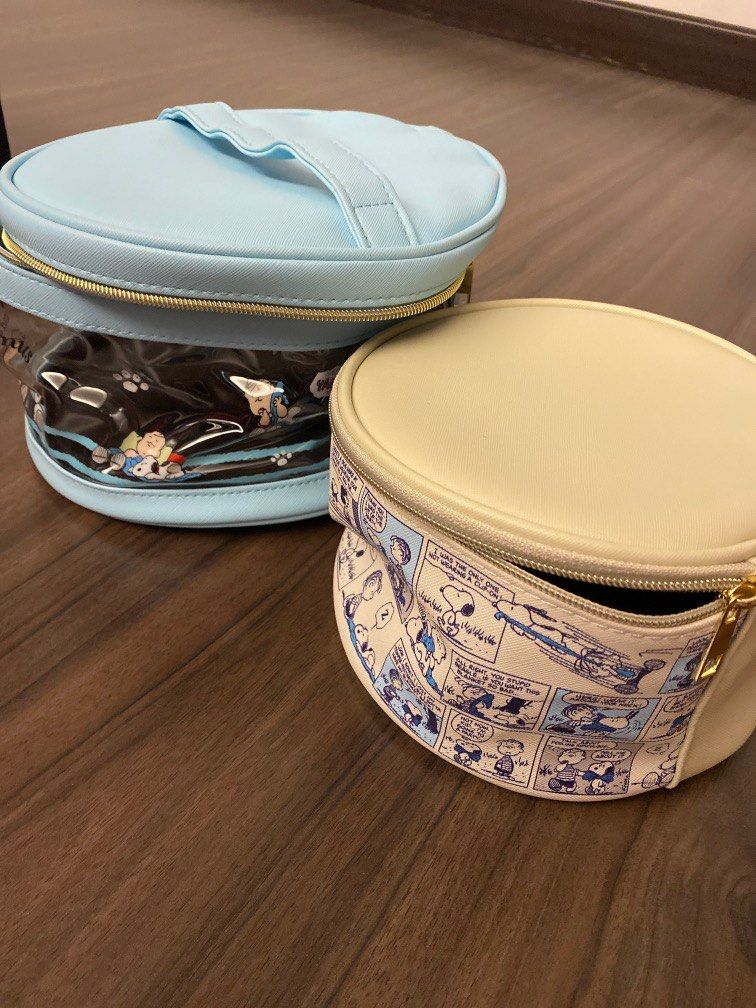 Snoopy cosmetics bag 2in1, Hobbies & Toys, Collectibles & Memorabilia ...