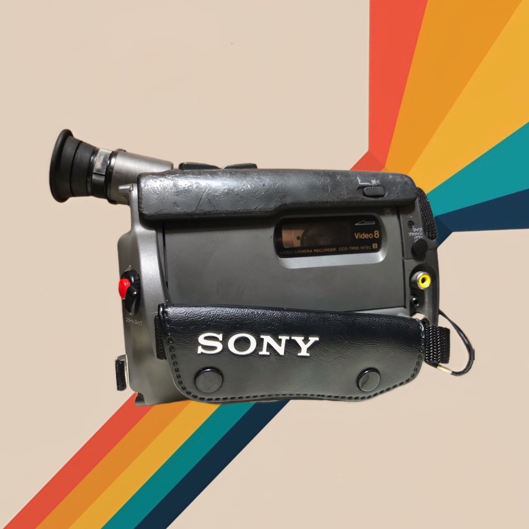 SONY 1989 Video8 CCD-TR55 Camcorder, Photography, Video Cameras on Carousell