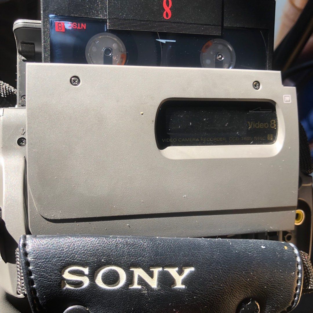 SONY 1989 Video8 CCD-TR55 Camcorder, Photography, Video Cameras on Carousell