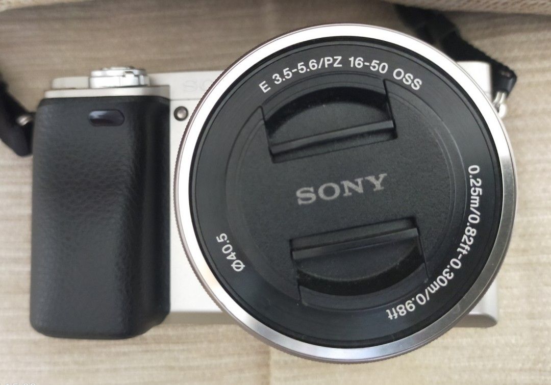 Sony @6000, Photography, Cameras on Carousell