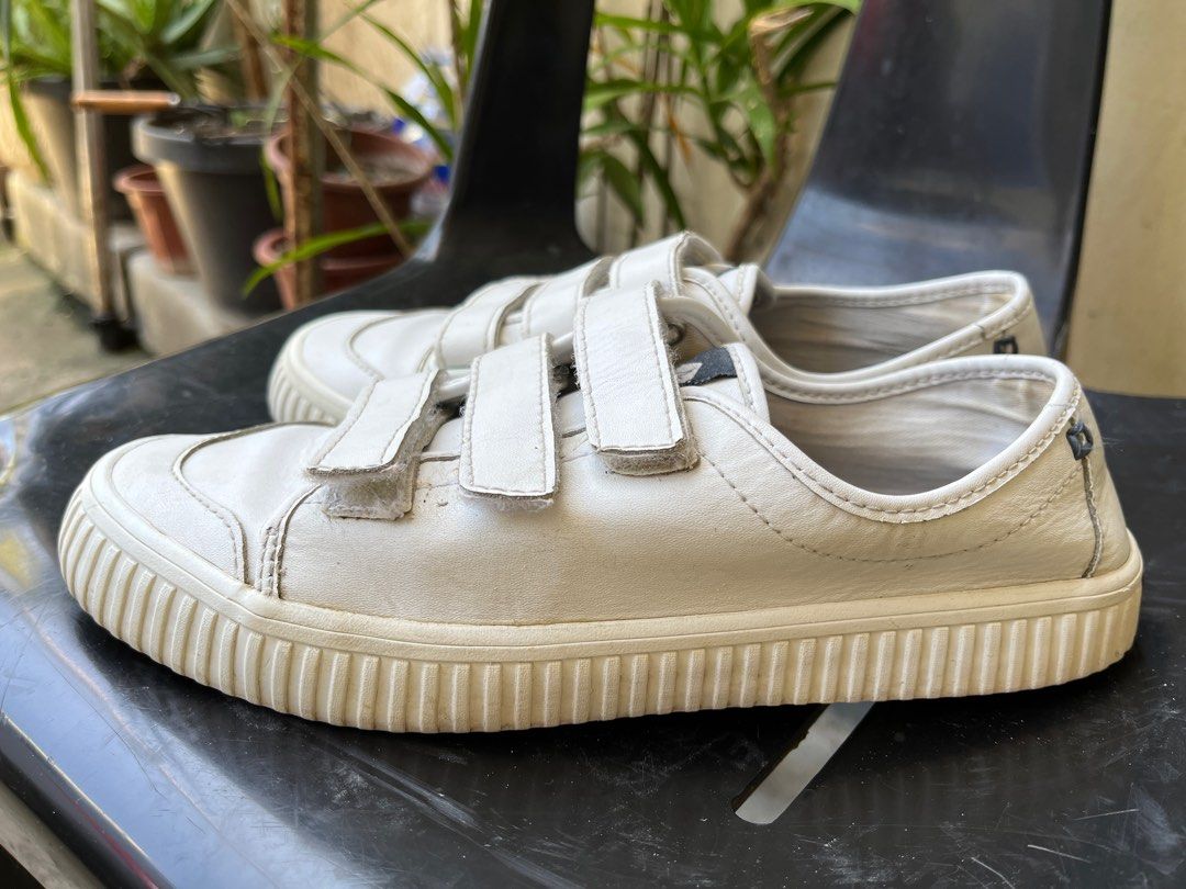 Sperry crest loop leather, Women's Fashion, Footwear, Sneakers on Carousell