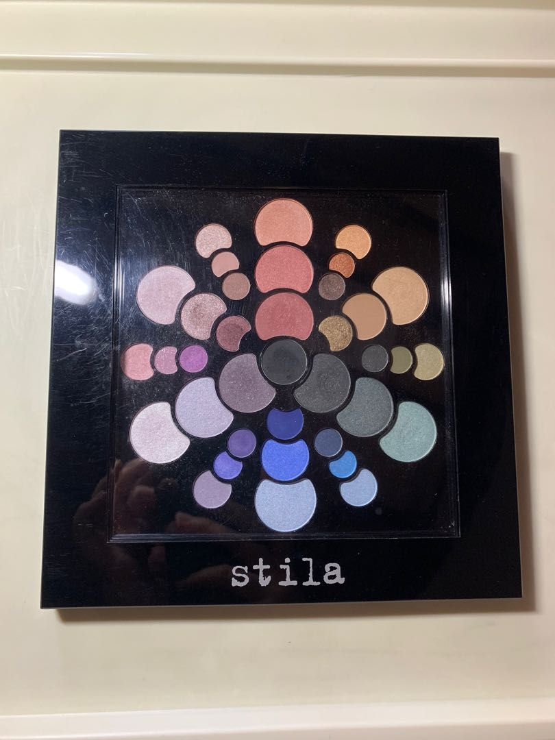 Stila color wheel eyeshadow palette on Carousell