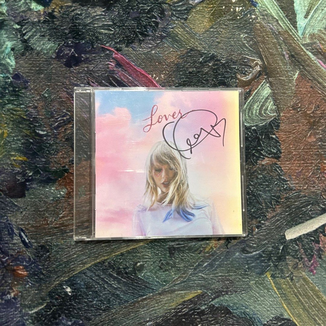 Taylor Swift Signed Lover Booklet on Carousell