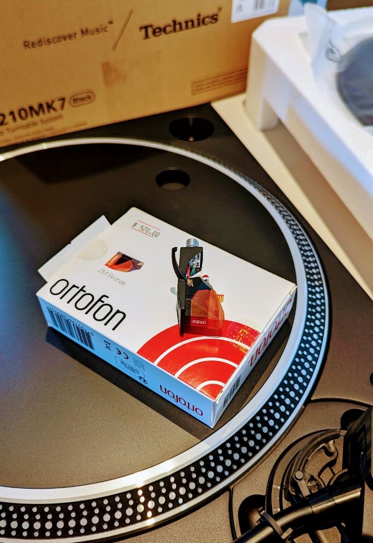 Technics SL-1210MK7 w. Ortofon 2M Bronze Cartridge, Audio, Other Audio Equipment on Carousell