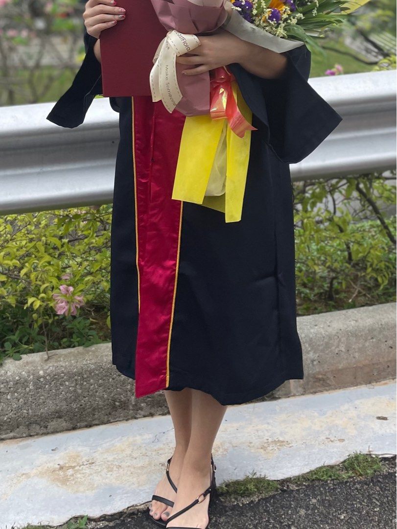 Temasek Poly Graduation Gown, Women's Fashion, Coats, Jackets and ...