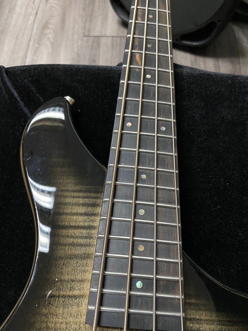 Tiny Boy Bass TBJ-3400BFM, 興趣及遊戲, 音樂樂器 & 配件, 樂器 - Carousell