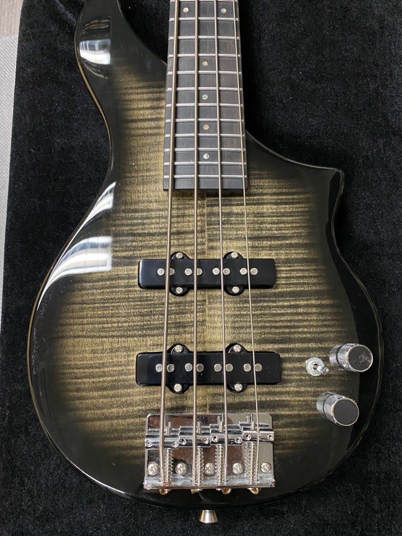 Tiny Boy Bass TBJ-3400BFM, 興趣及遊戲, 音樂、樂器 & 配件, 樂器 - Carousell