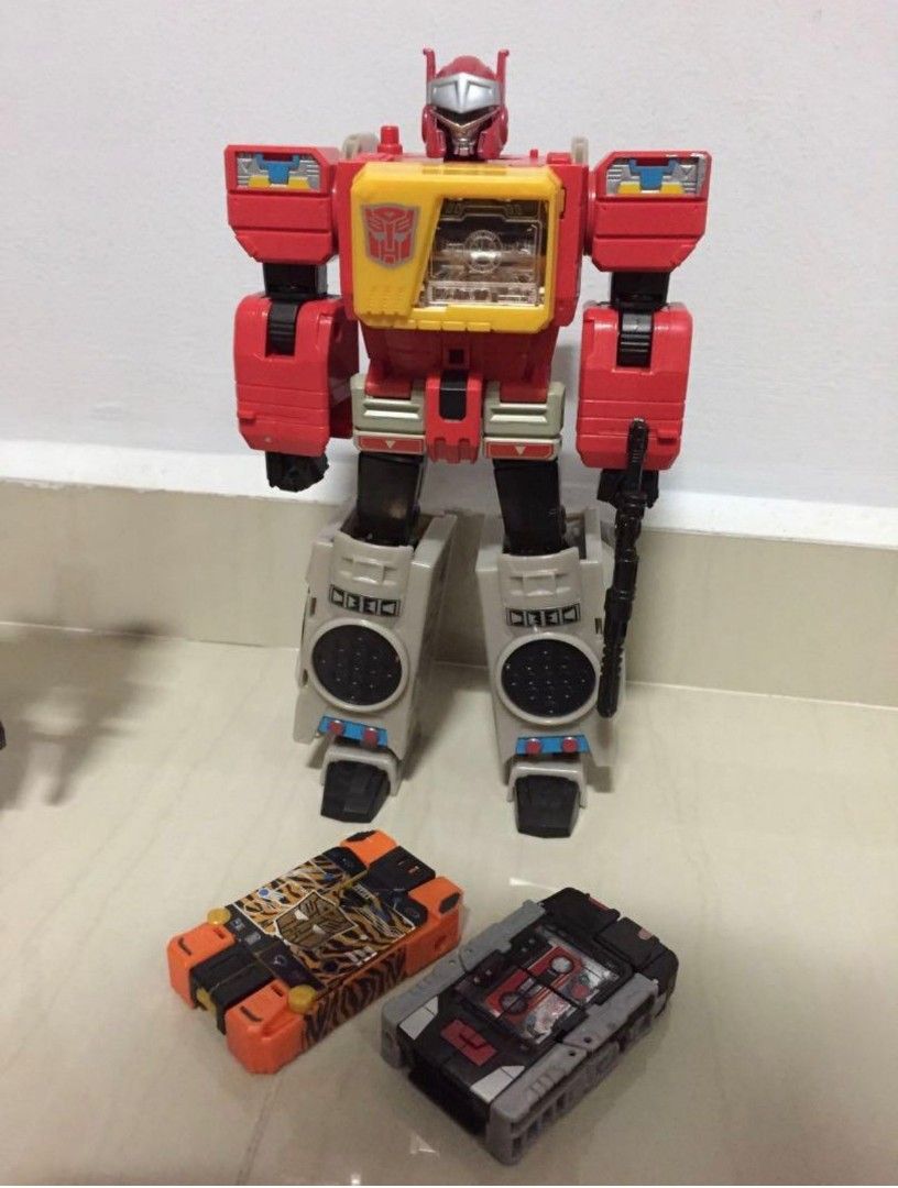 Titans Return Sixshot / Blaster / Power of the Primes Rodimus Unicronus ...