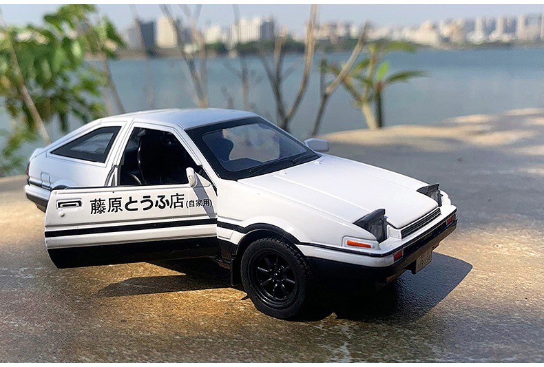 Toyota AE86 Initial D Diecast 1:32 Car White Bonet Collection Birthday ...