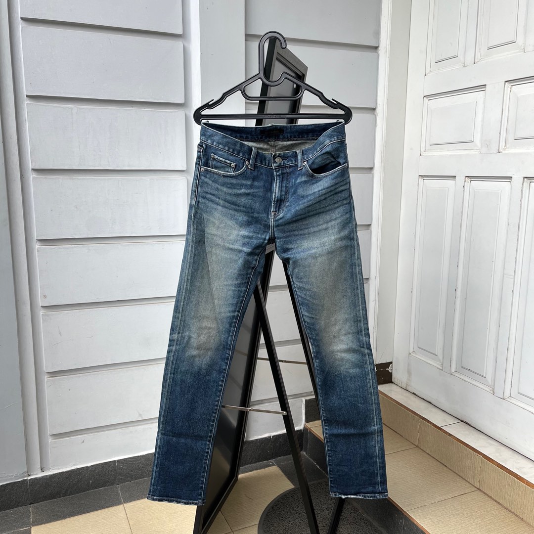 UNIQLO SLIM FIT JEANS MEN JEANS PRIA - 30, Fesyen Pria, Pakaian , Bawahan di Carousell