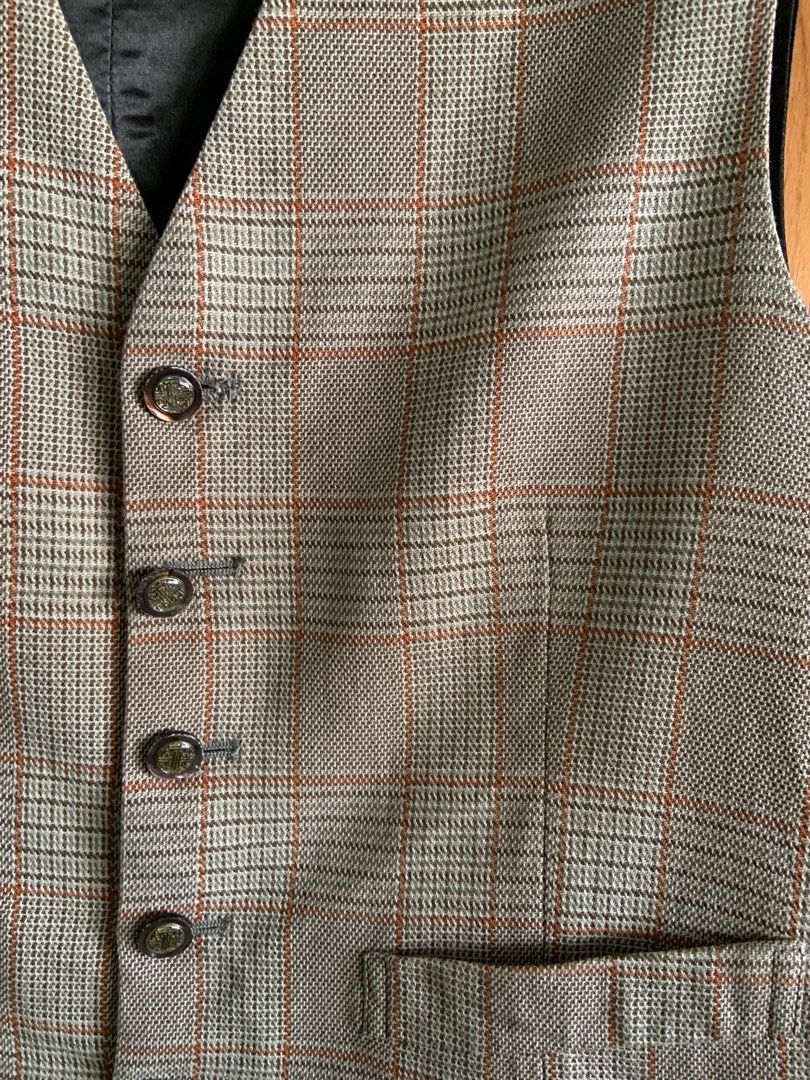 Vintage checkered vest, Men's Fashion, Tops & Sets, Vests on Carousell