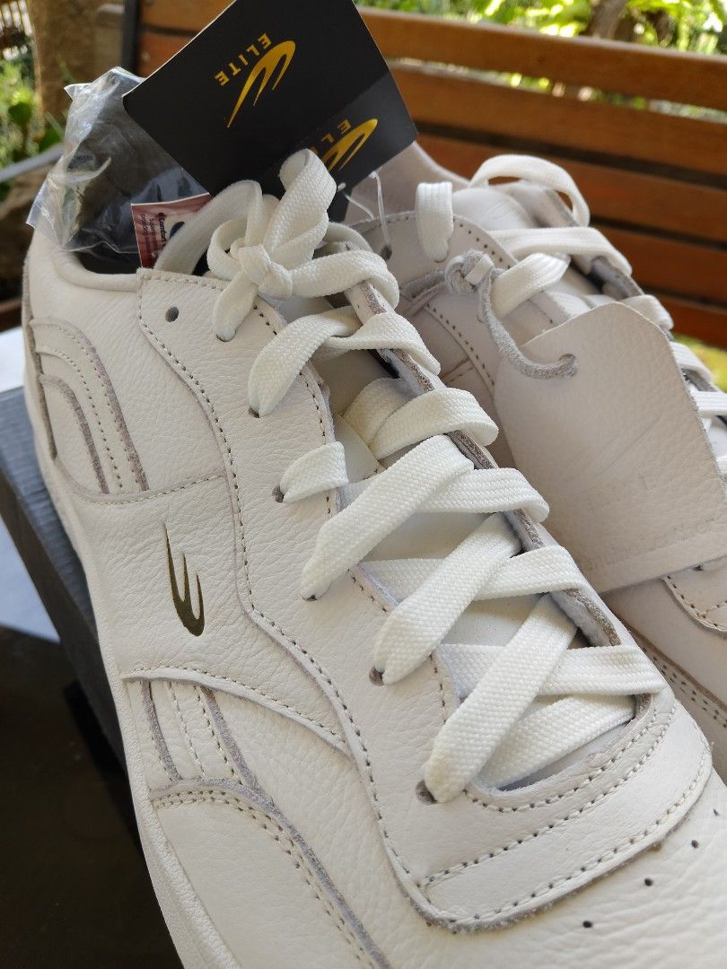 World balance Brennan, Men's Fashion, Footwear, Sneakers on Carousell