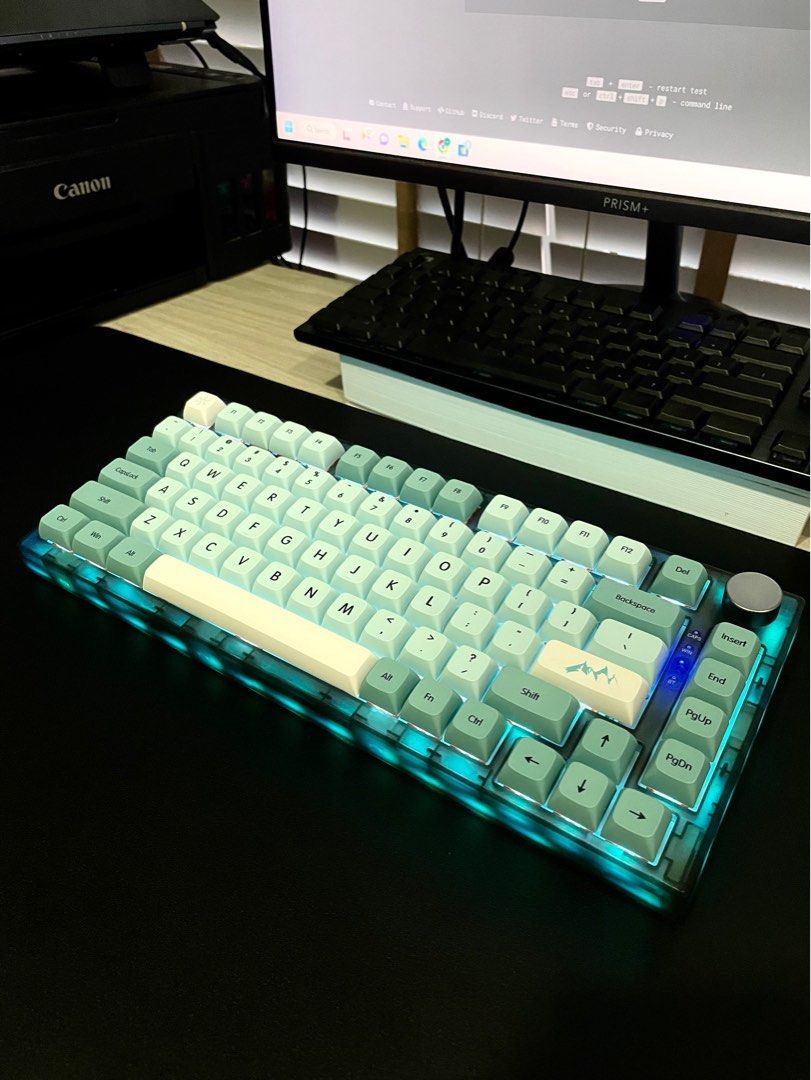 75% custom mechanical keyboard (XDA iceberg keycaps), Computers & Tech, Parts & Accessories ...