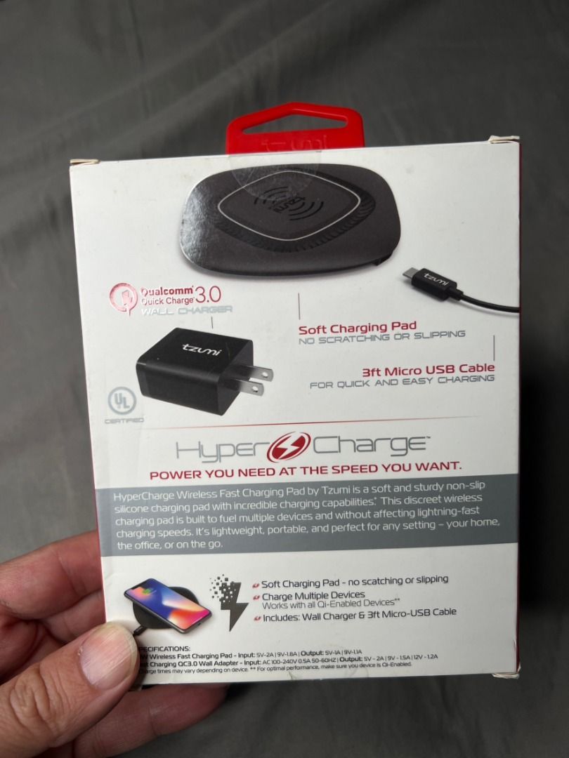 台灣現貨 全新原裝wireless HYPER CHARGE 無線快充 無線充電器 無線充電盤 充電盤 充電座 充電器-E3, 手機及配件, 電子周邊配件及產品, 電池及充電器在旋轉拍賣