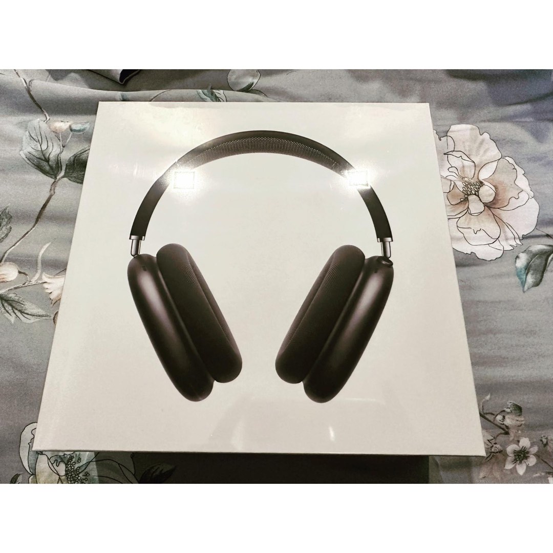Apple AirPods Max Space Grey, Audio, Headphones & Headsets on Carousell