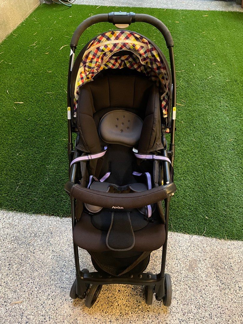 Aprica Karoon Plus stroller, Babies & Kids, Going Out, Strollers on ...