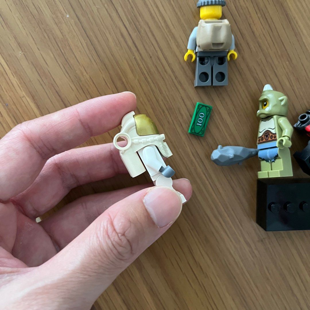 Authentic lego minifig series 8 & 9 thieve robot cyclops astronaut lego ...