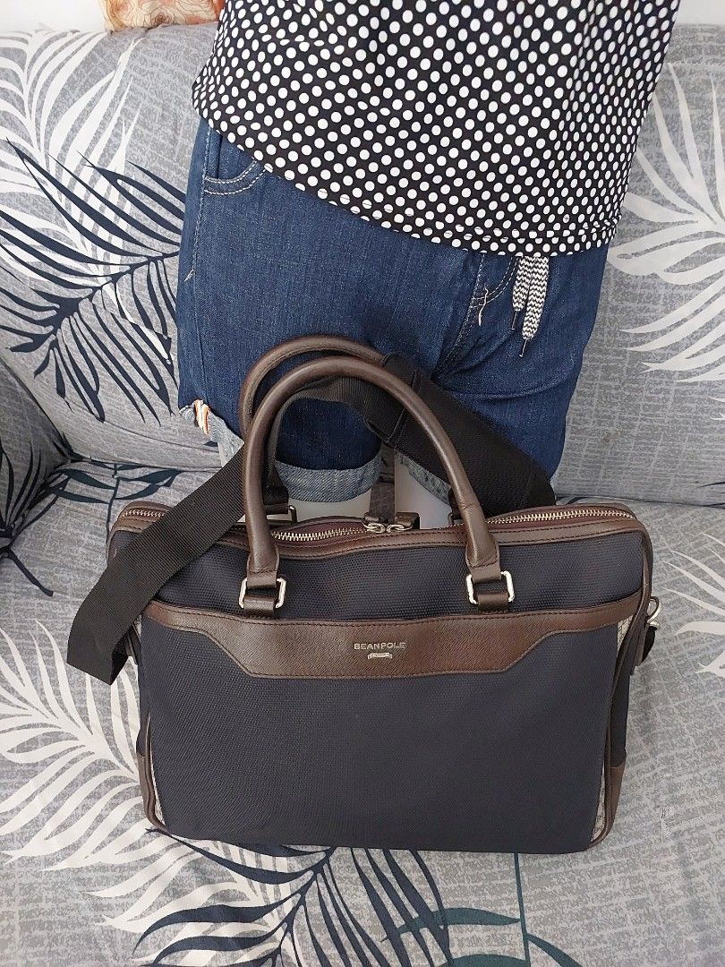 Beanpole laptop bag on Carousell