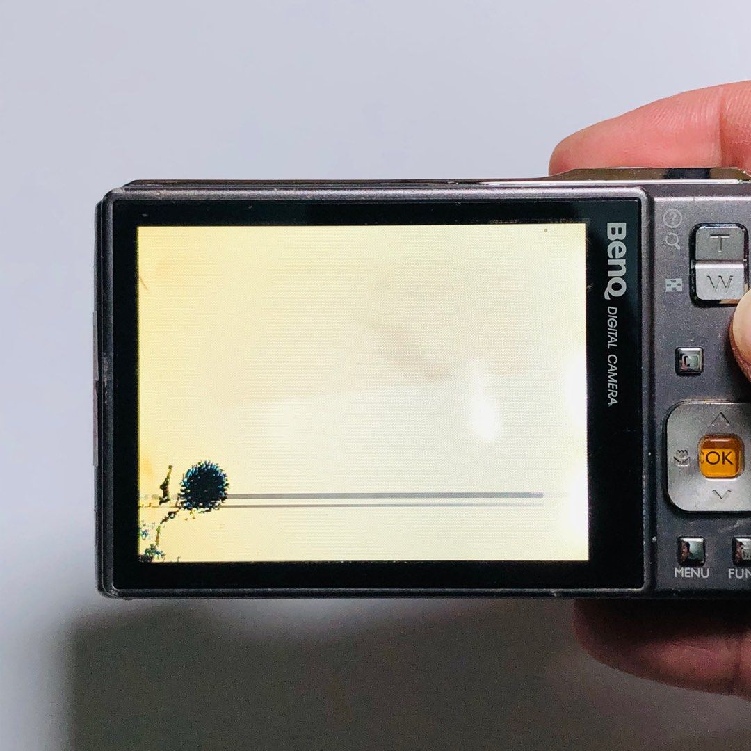 BenQ DC E1220 Digital camera with ISSUE, Photography, Cameras on Carousell