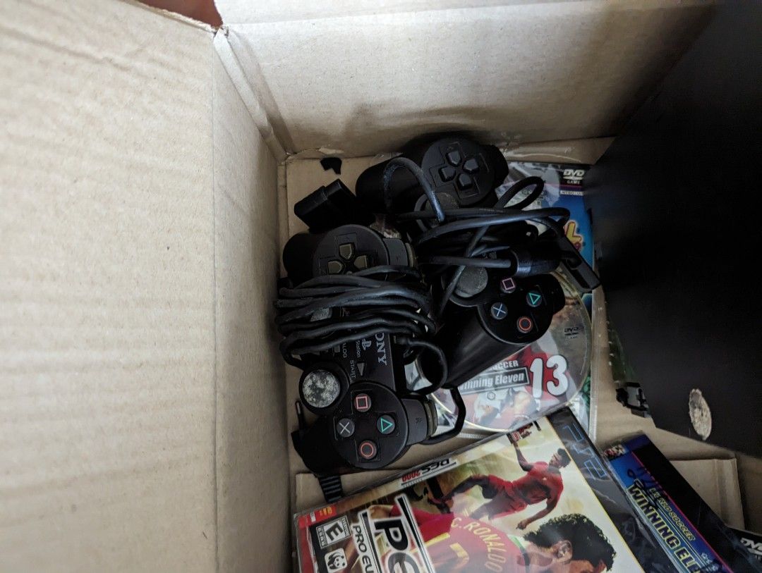 Broken modded ps2 with cable and 2 controller, Video Gaming, Video Game ...
