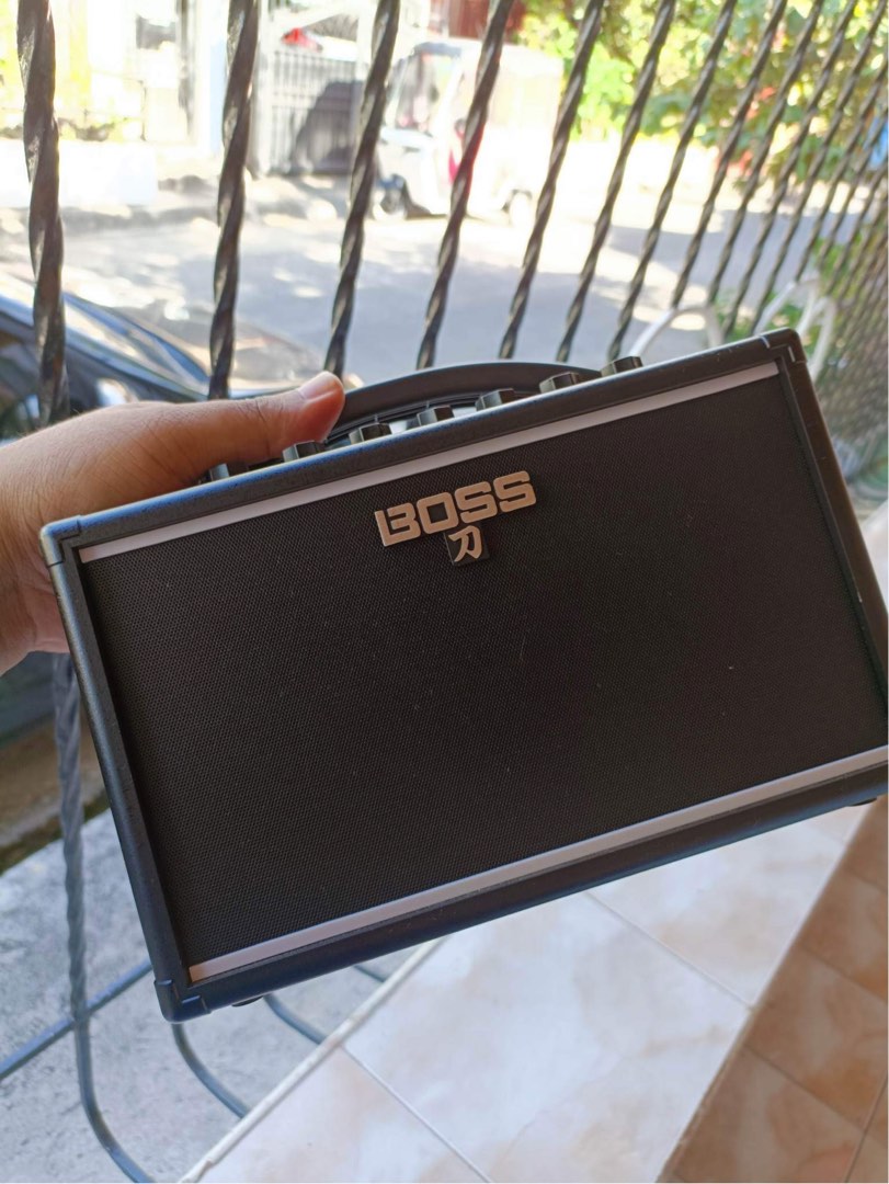 Boss Katana MINI, Audio, Soundbars, Speakers & Amplifiers on Carousell