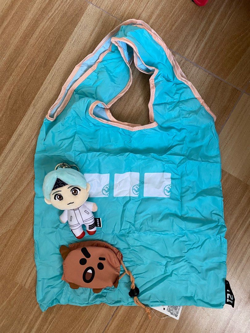 BT21 Shooky Eco Bag BTS Mic Drop Suga mascot set BT21 Shooky環保袋連Yoongi 公仔 包平郵, 女裝, 手袋及銀包, 多用途袋 ...