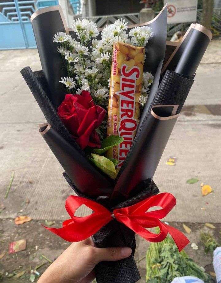 Buket coklat dan buket uang cimahi bandung, Desain & Kerajinan Tangan ...