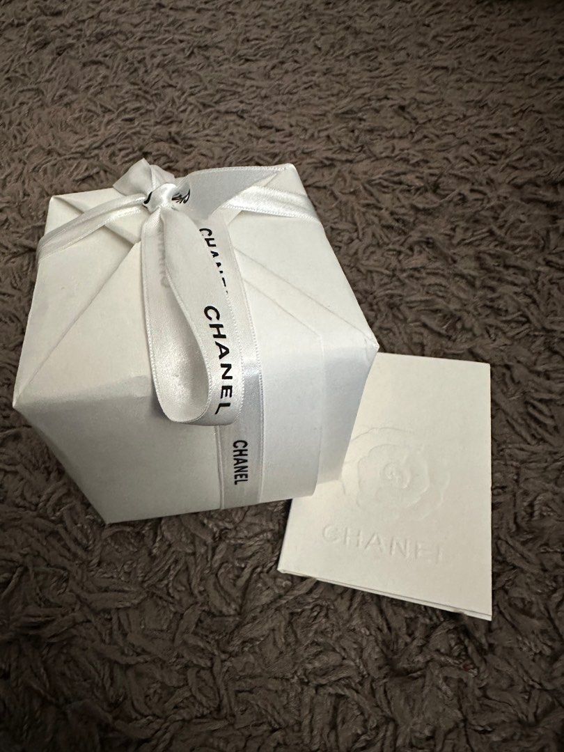 Chanel 18K PG Camelia Necklace, Women's Fashion, Jewelry & Organisers ...